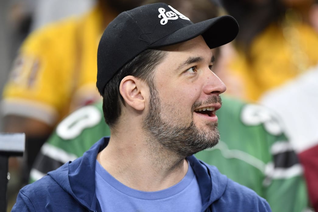 Serena Williams' husband Alexis Ohanian reacts as Michael Johnson-led ...