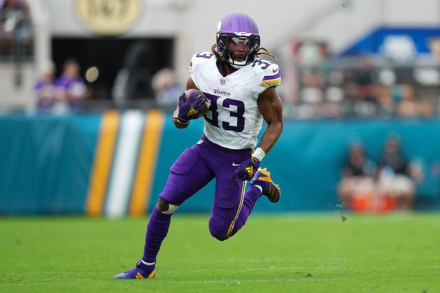 Aaron Jones stats today: Vikings RB's receiving yards, touchdowns and ...