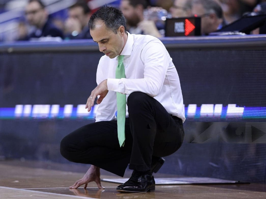 Drake basketball coach: Head Coach History, Year-by-Year Records ...