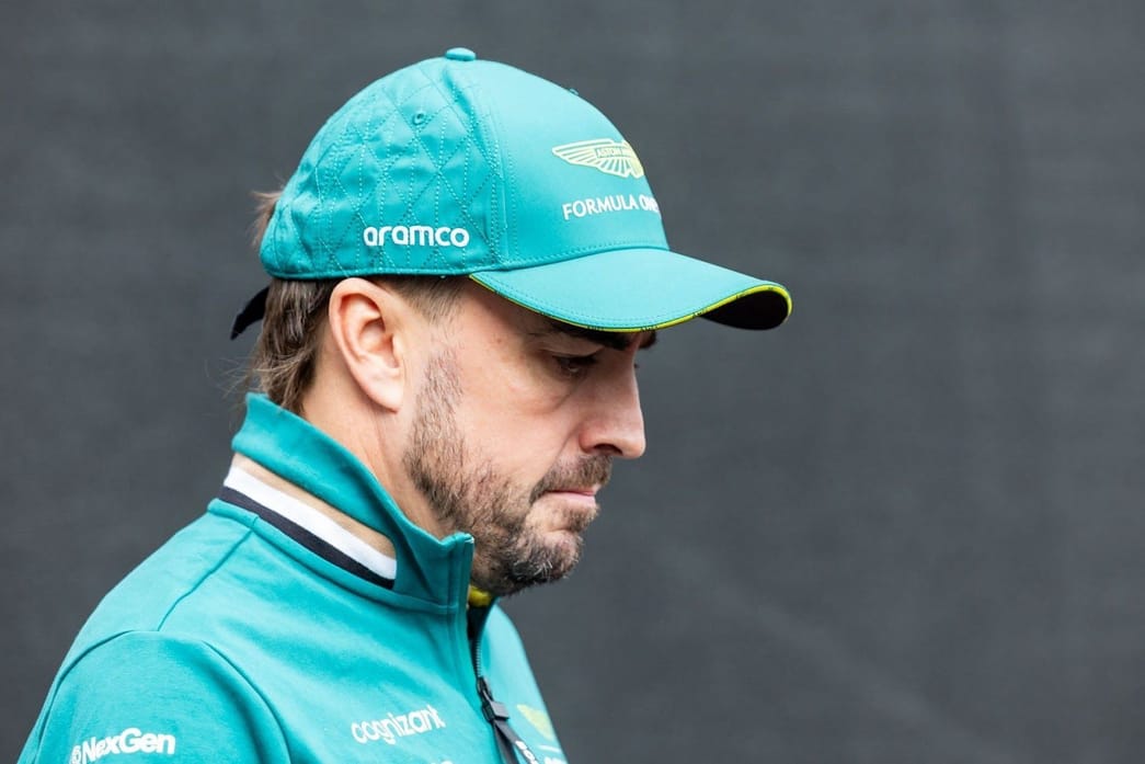 Fernando Alonso - News, Biography, Racing Career, Awards and Records