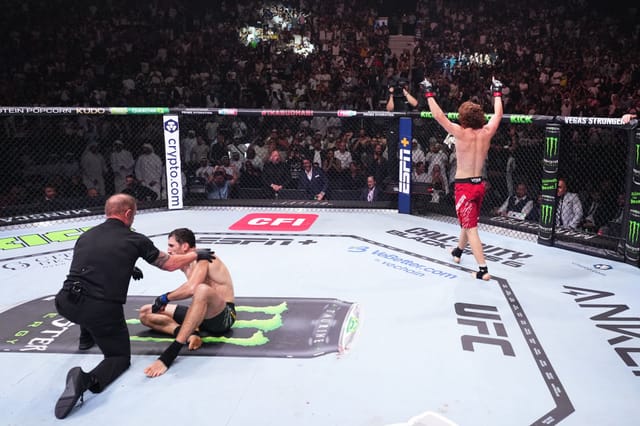 Armen Petrosyan claims Shara Magomedov knocked him out at UFC 308 with ...