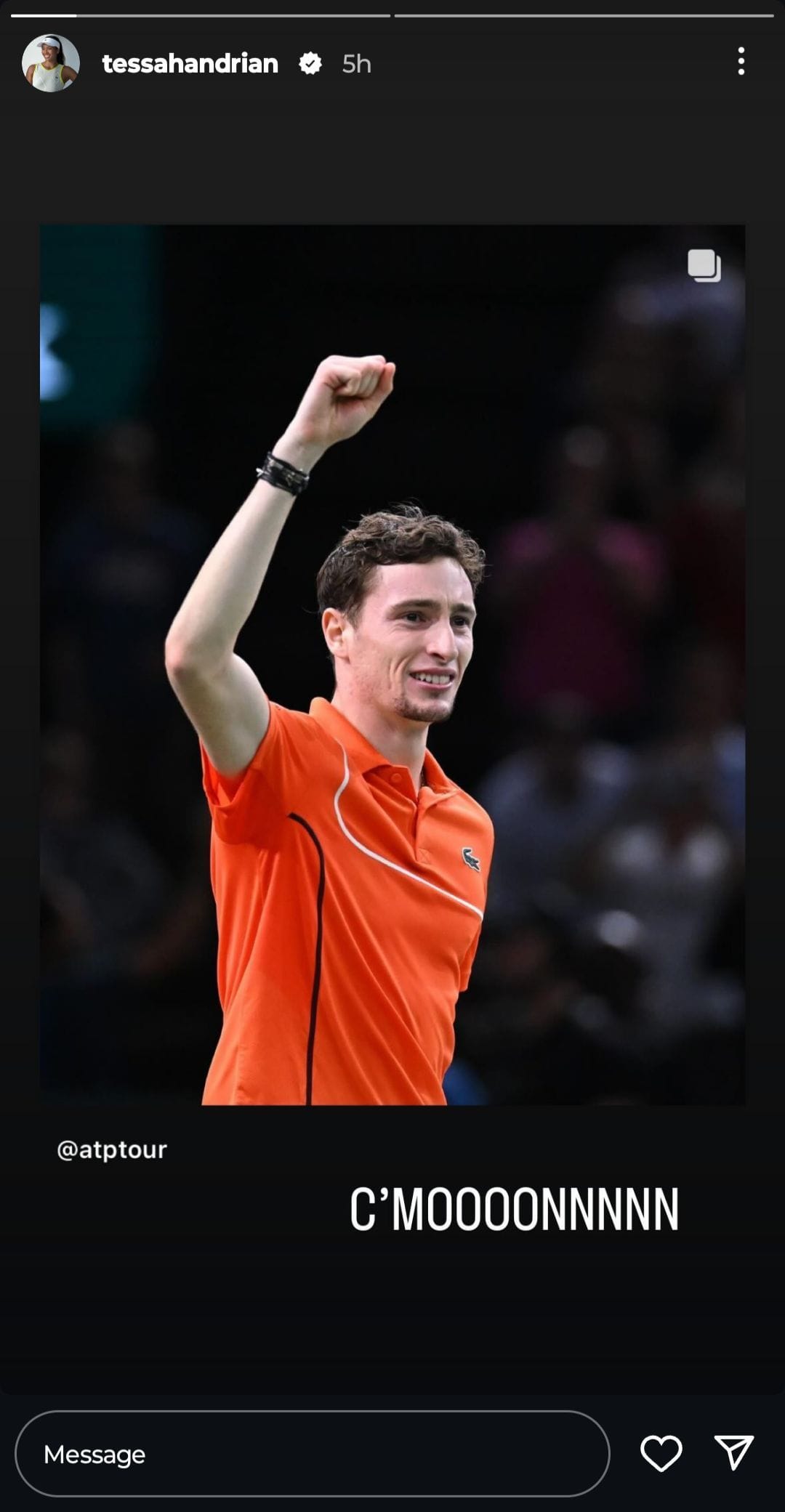 In Pictures: Ugo Humbert shares a heartwarming kiss with girlfriend ...