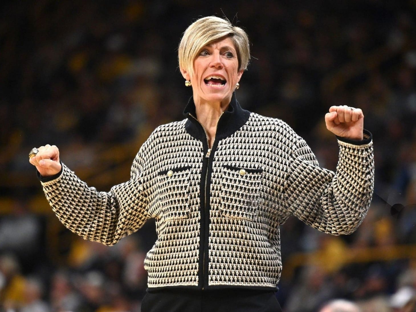 Iowa Hawkeyes Women's Basketball Coach: Head Coach History, Year-by ...
