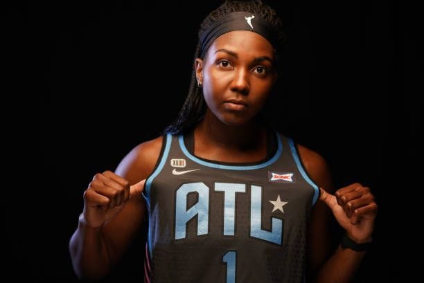 Who are Mark Williams' Siblings?