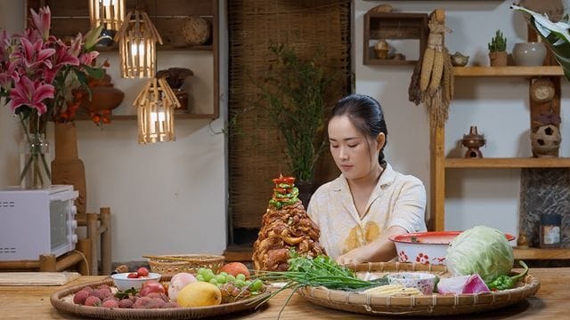 Dianxi Xiaoge's Family - Father, Mother, Siblings, Husband, Kids.