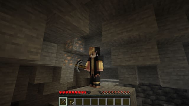 Best Minecraft Bedrock mining level for iron