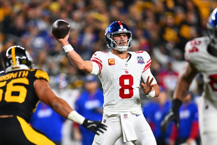 What jersey number does Daniel Jones wear?| Stats, records and much more