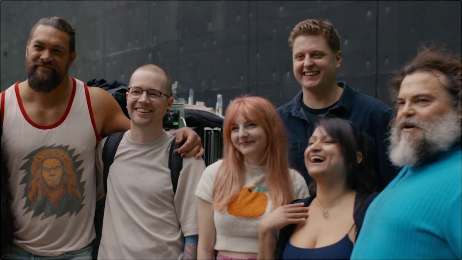 Minecraft reveals new behind-the-screen scenes from upcoming live ...