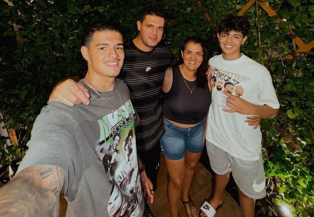 Who Are Gui Santos' Parents? Meet Deivisson Santos Costa and Lucineide ...