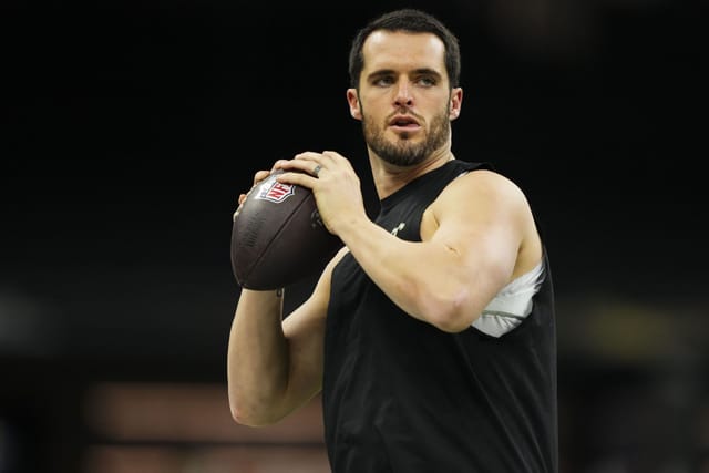 Derek Carr: NFL insider delivers rough Derek Carr injury update as ...