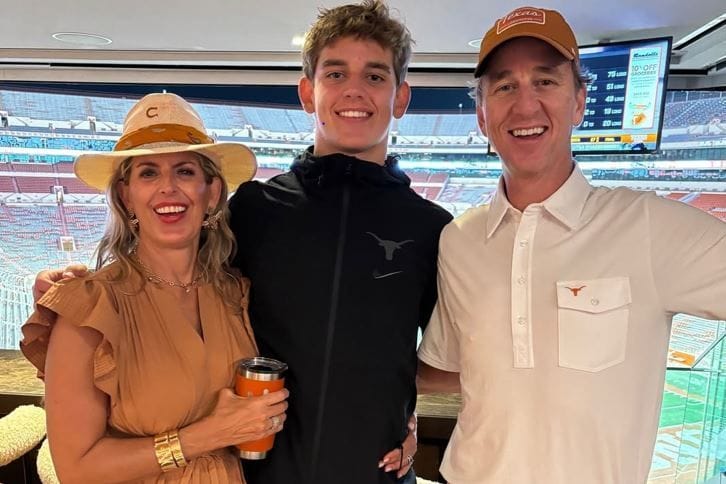 Who are Arch Manning's Parents? Meet Cooper Manning and Ellen ...