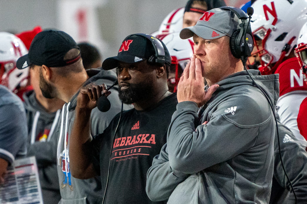 "My Dad wasn't doing well": UCF coach Scott Frost reveals emotional eye ...