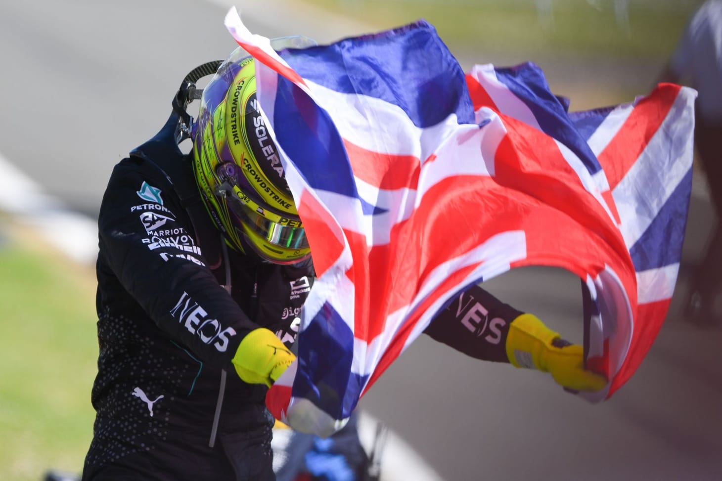 Mercedes issues major update on Lewis Hamilton influence on team livery ...