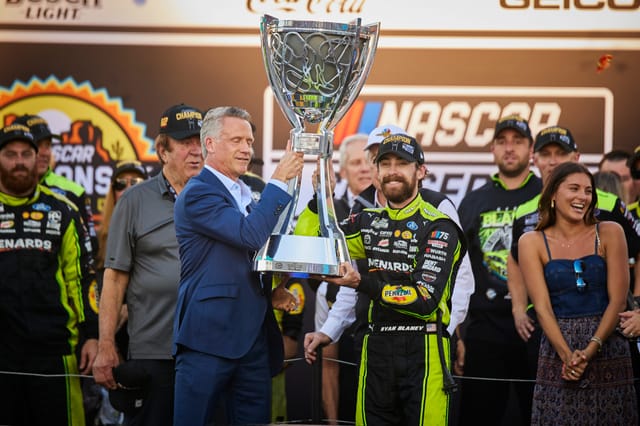 “Heart is full”: Ryan Blaney’s fiancée’s heartfelt reaction to holding ...