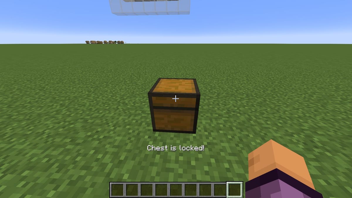 How to lock a chest in Minecraft