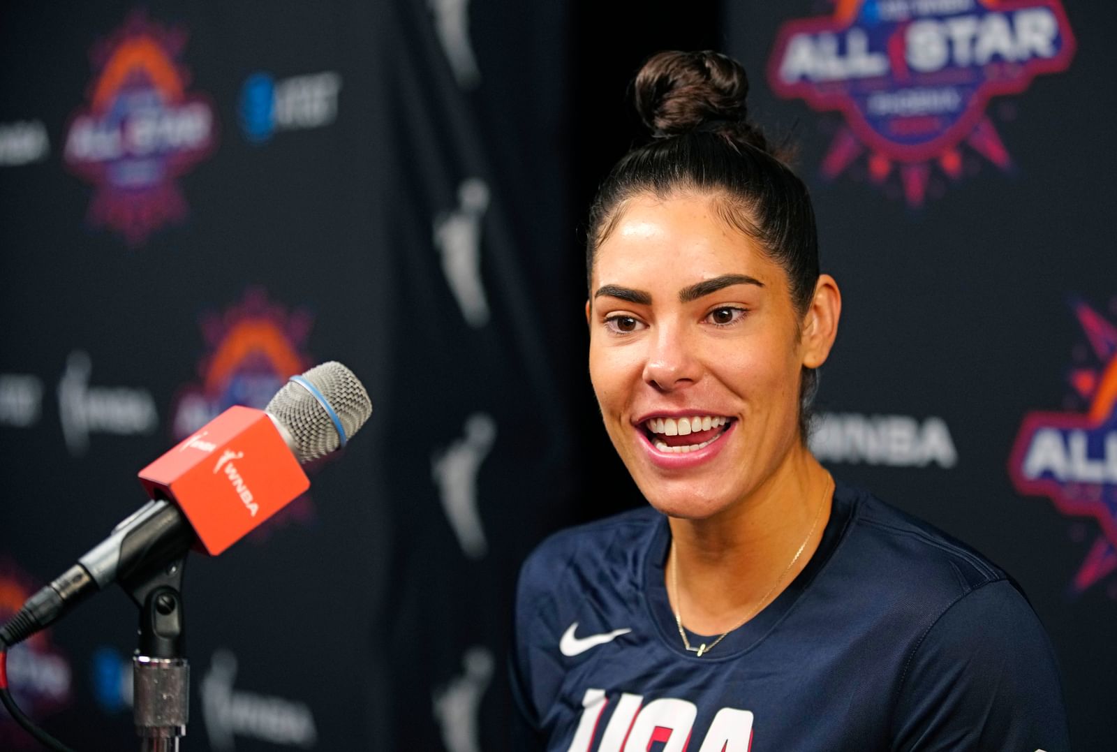 Kelsey Plum drops 2-word reaction to Travis Kelce's ex Kayla Nicole's ...