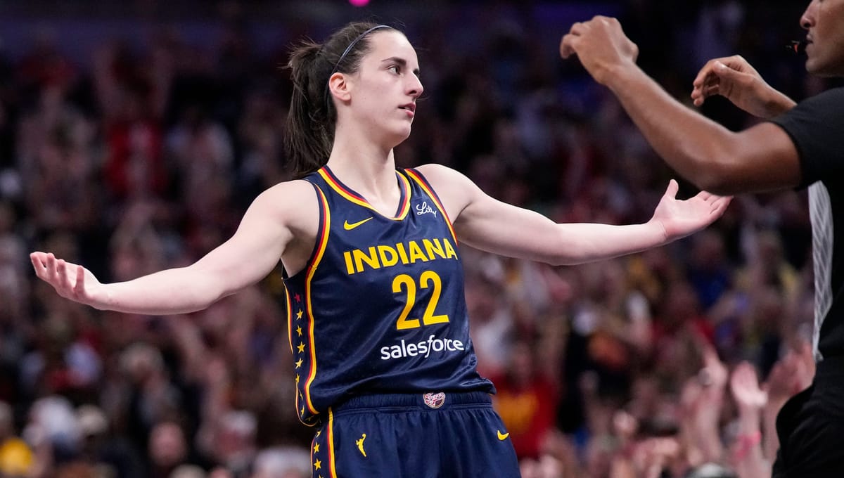 Watch: Caitlin Clark looks locked in at boyfriend Connor McCaffery's ...
