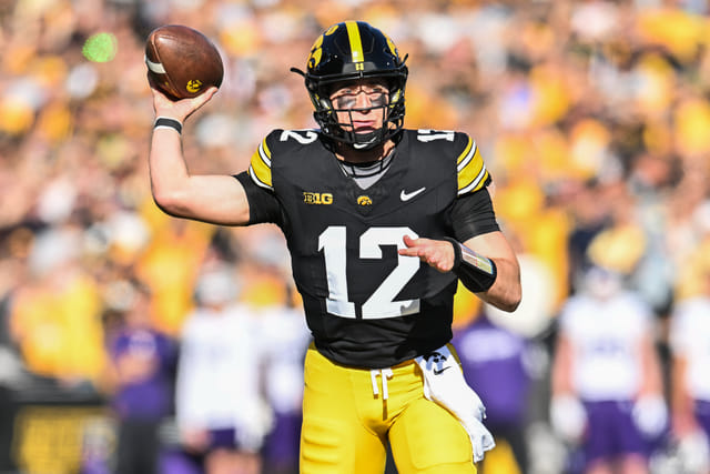Iowa projected starting lineup and depth chart for Music City Bowl ...