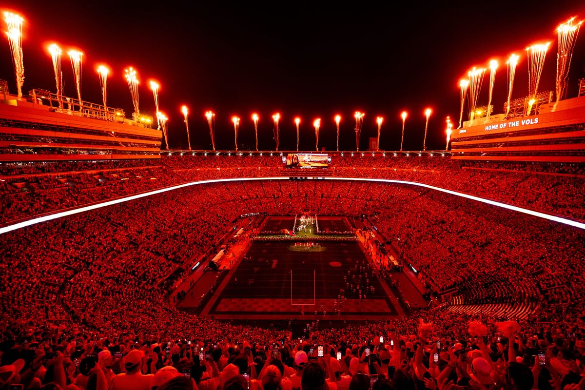 Top 10 loudest college football stadiums in 2024 ft. Neyland Stadium