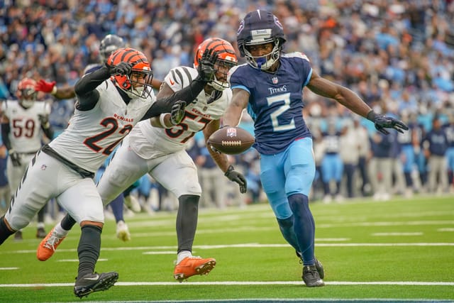 Tyjae Spears waiver wire fantasy outlook Week 16: Should you add Titans RB?