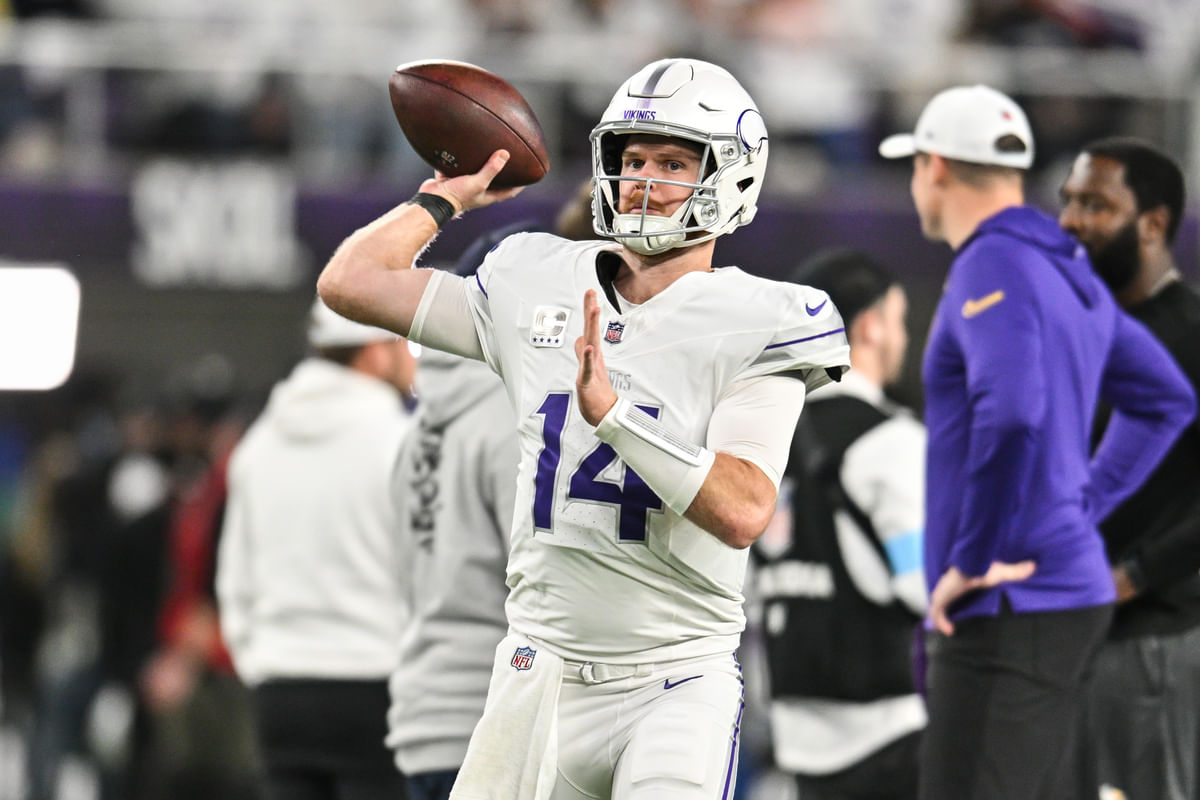 $10,000,000 Sam Darnold makes feelings known on Vikings future as contract decision looms amid ...
