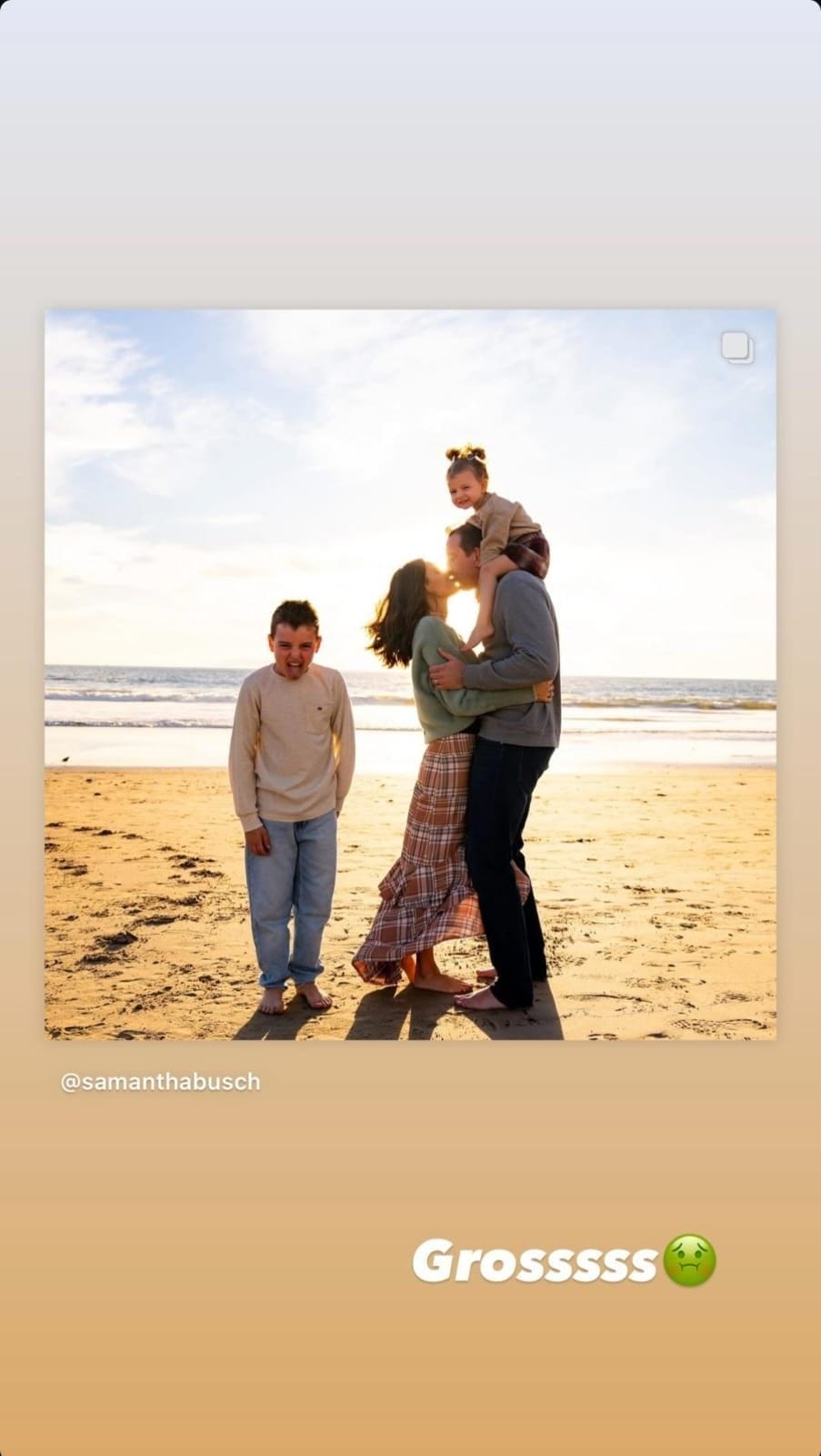 Kyle Busch kisses wife Samantha on the beach, draws a one-word reaction ...