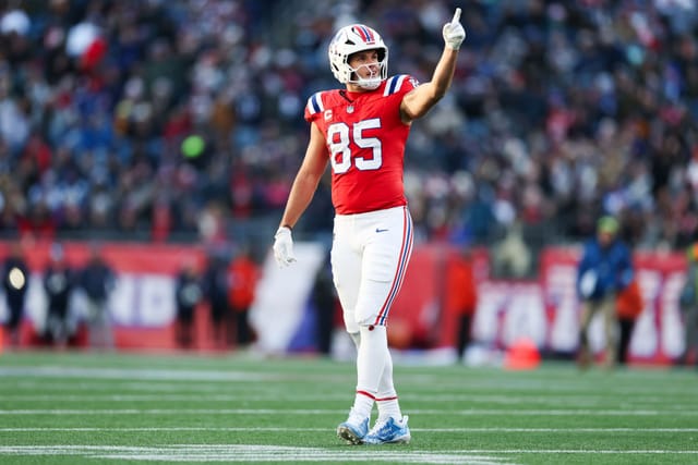 What is Hunter Henry’s 40 Time record.