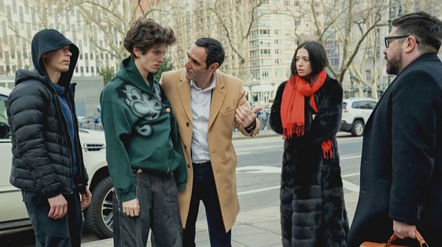Anora Ending Explained Why Did Ani Break Down With Igor While Driving Back To Her House