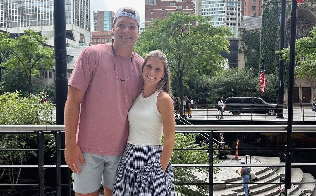 Who is Riley Loenard’s girlfriend, Molly Walding?