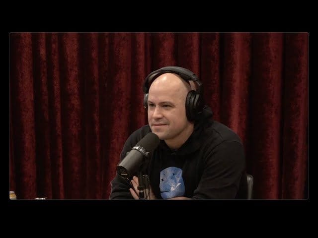 Joe Rogan: Joe Rogan draws parallel between UFOs and COVID-19, makes ...