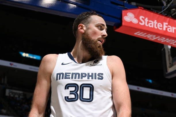 Jay Huff Wingspan - Discover about Jay Huff Height, Weight and Age