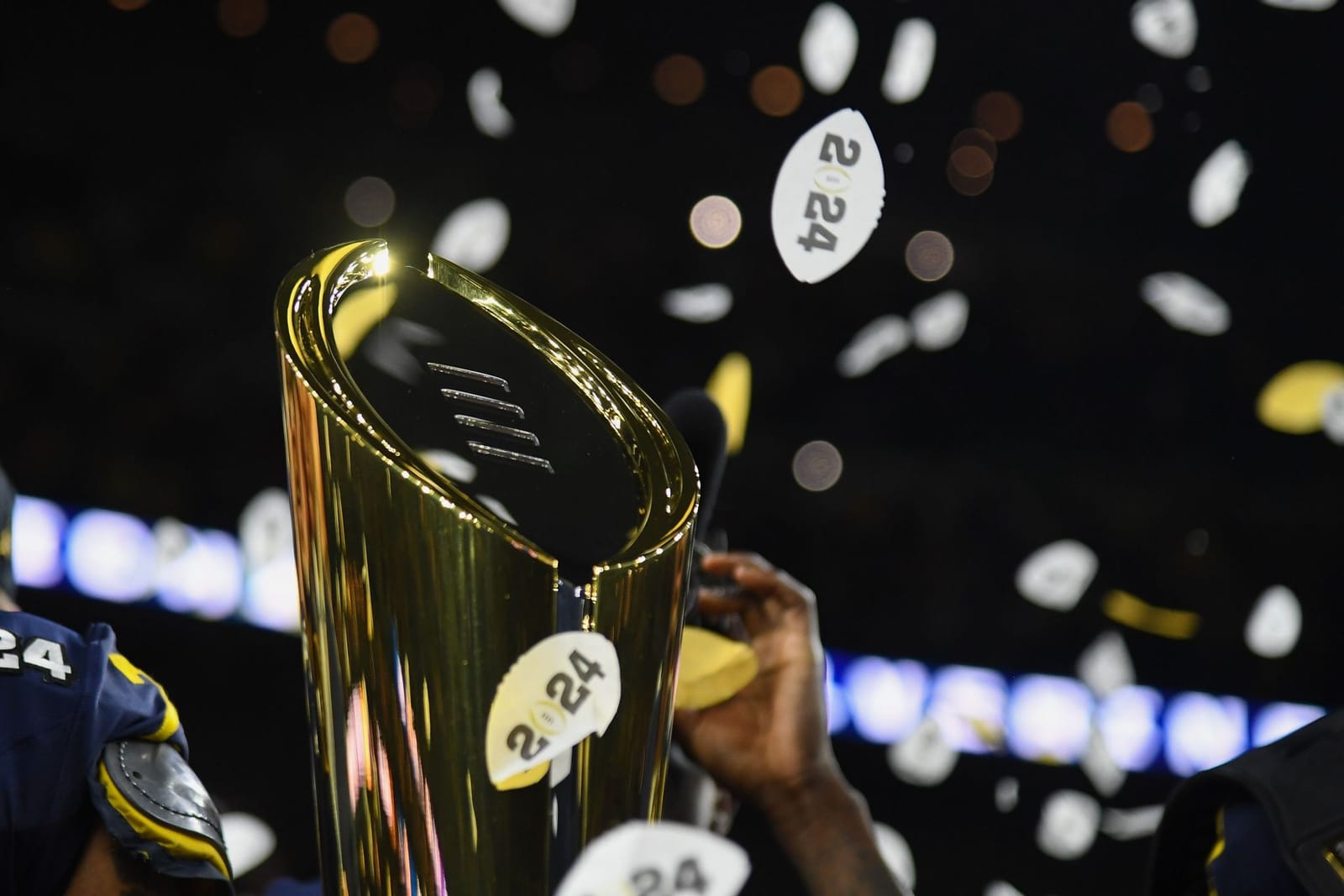 How heavy is the national championship trophy?