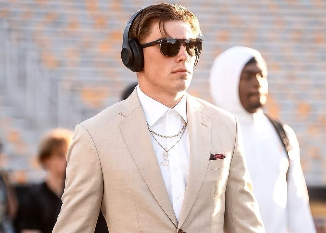 Sam Leavitt NIL deals