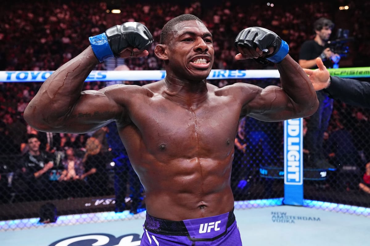 What is the record of the UFC fighter Joaquin Buckley?