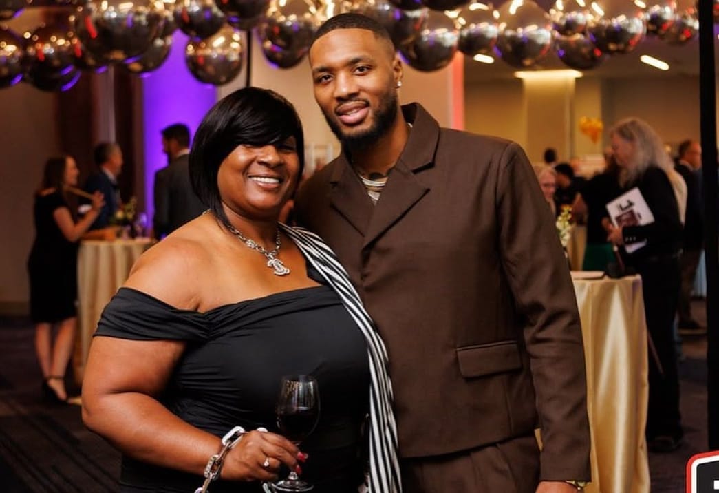 Who is in Damian Lillard’s Family? Meet Damian Lillard's Parents ...