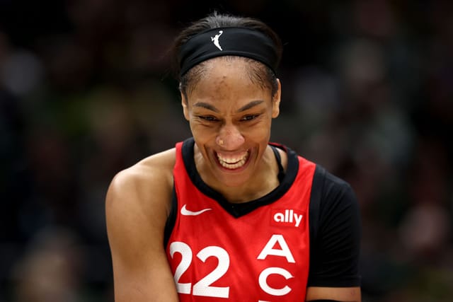 A'ja Wilson vs Dawn Staley WNBA stats: How did former Gamecocks player ...