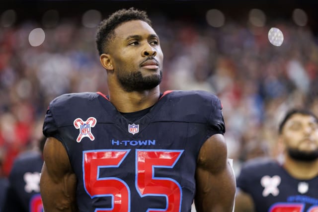 What is Danielle Hunter's 40-time record?