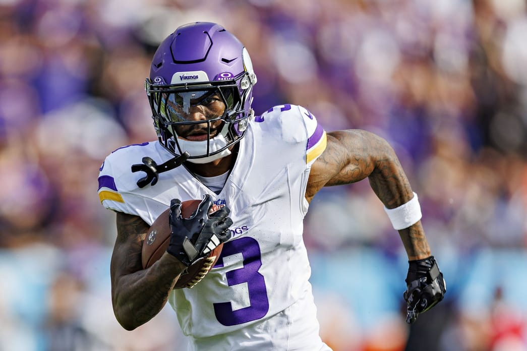 Adam Thielen or Jordan Addison Week 14 Start 'Em, Sit 'Em: Fantasy ...