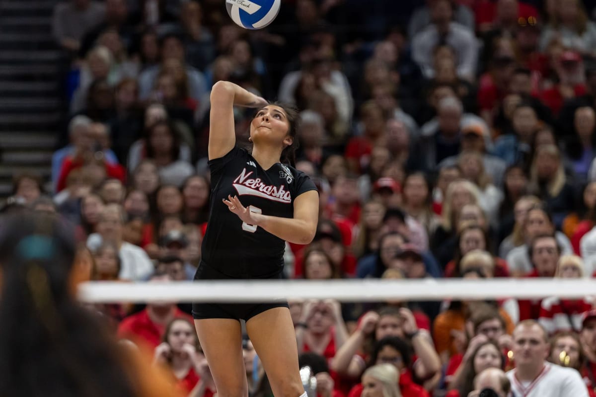 Nebraska Volleyball's Lexi Rodriguez breaks down in tears as she makes ...