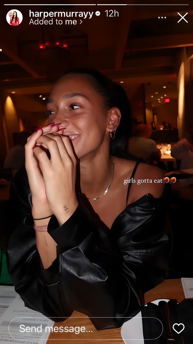 Harper Murray poses in stunning all-black outfit for dinner outing with ...