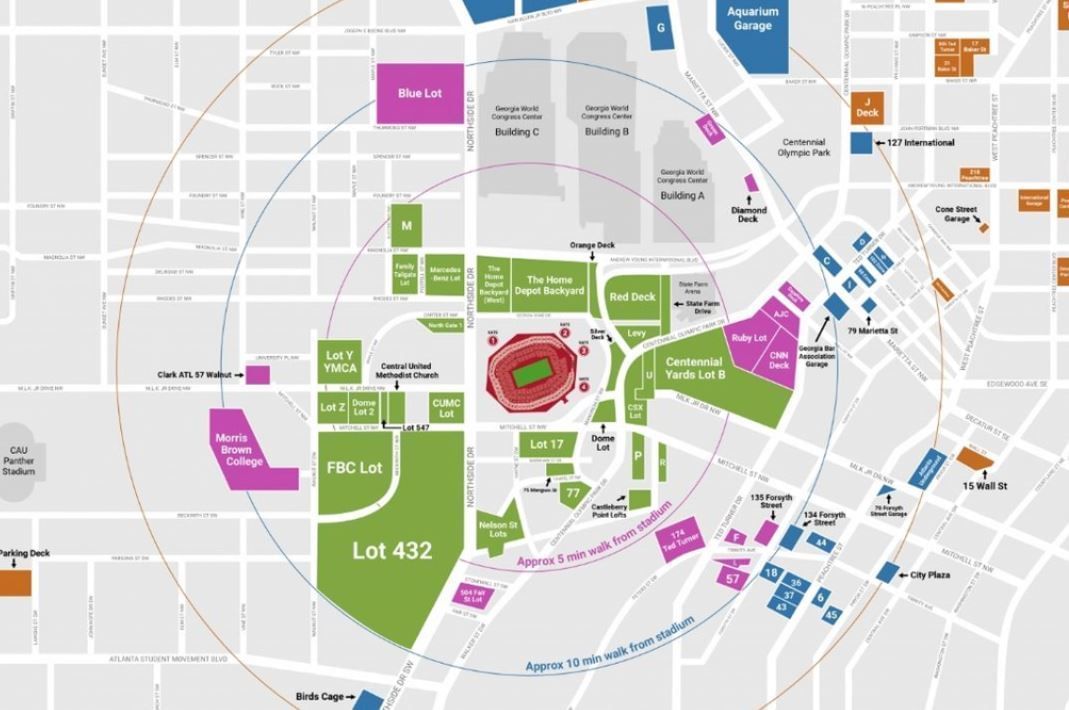 What stadium is the Peach Bowl played in?