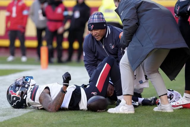 Tyreek Hill makes feelings known on Tank Dell as Texans WR suffers brutal knee injury