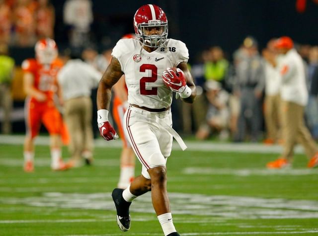 Where did Derrick Henry go to College? | Get to Know Derrick Henry's ...