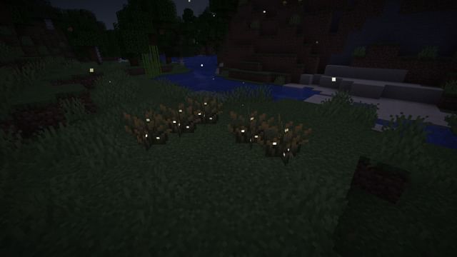 What is firefly bush in Minecraft?