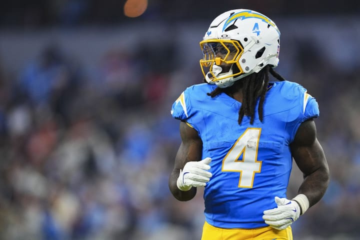 Who Are Gus Edwards's Parents? Names, Nationality & More