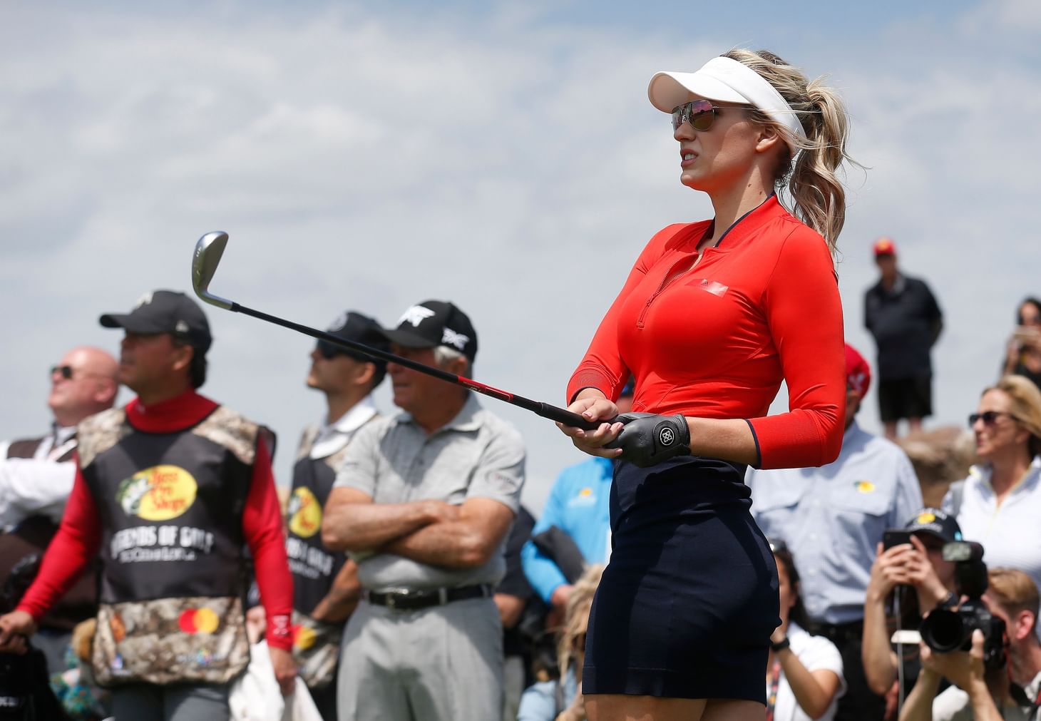 Paige Spiranac: Paige Spiranac reacts to "coolest bag on tour" spotted ...