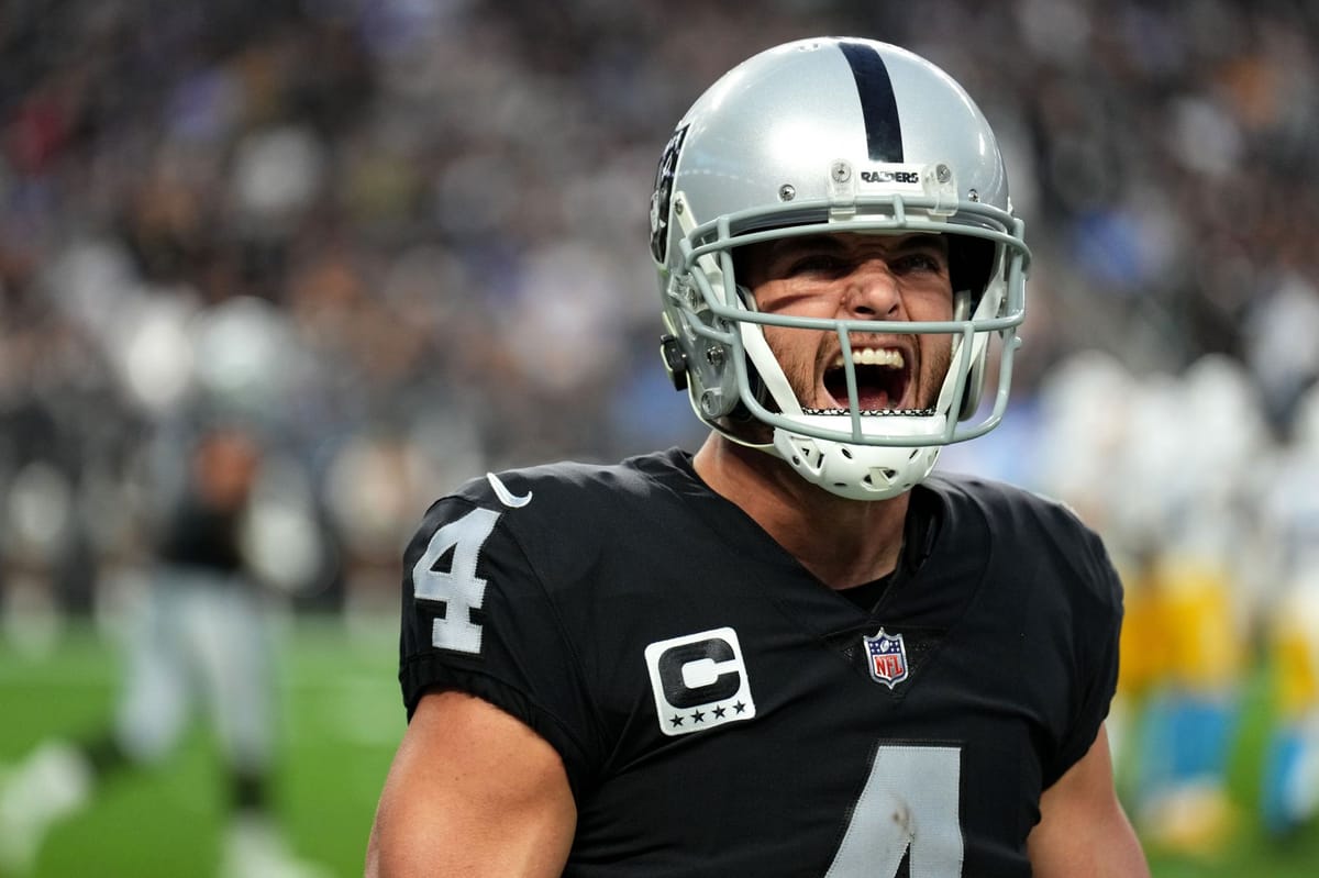 Derek Carr’s Contract Breakdown, Salary Cap Details, Bonuses, Terms & More