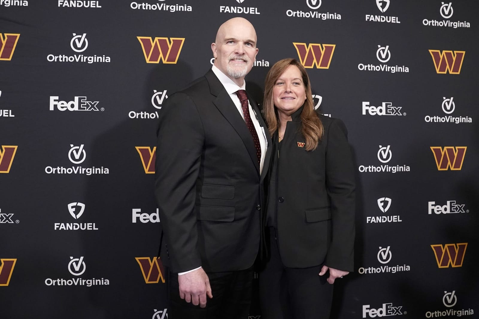 Who is Dan Quinn's wife, Stacy Quinn?