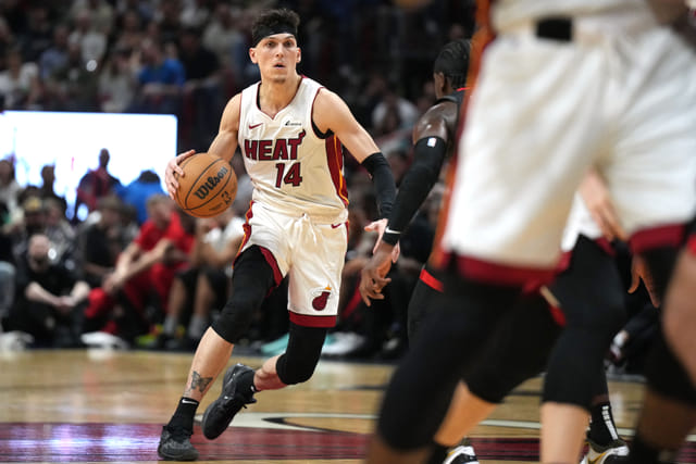 Tyler Herro reportedly suffers injury after Amen Thompson slammed him ...