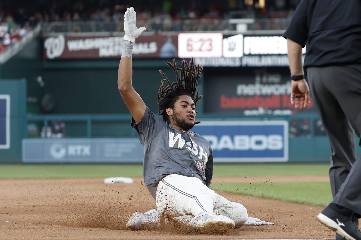 Ranking top 10 MLB left fielders heading into the 2025 season ft. Tyler ...